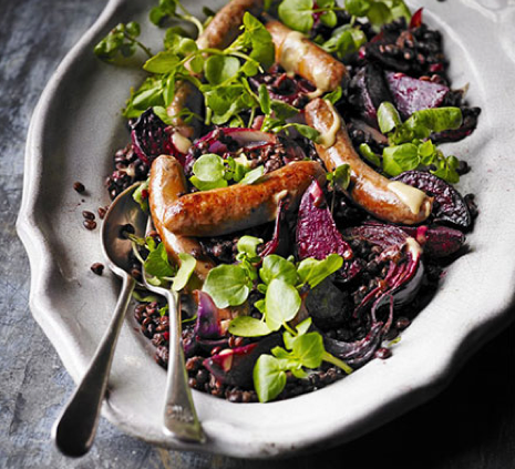 Hot mustard lentils with beets and spicy sausage - Tastetickler