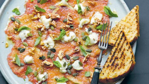 Fig "carpaccio" with blue cheese, walnuts & white balsamic - Tastetickler
